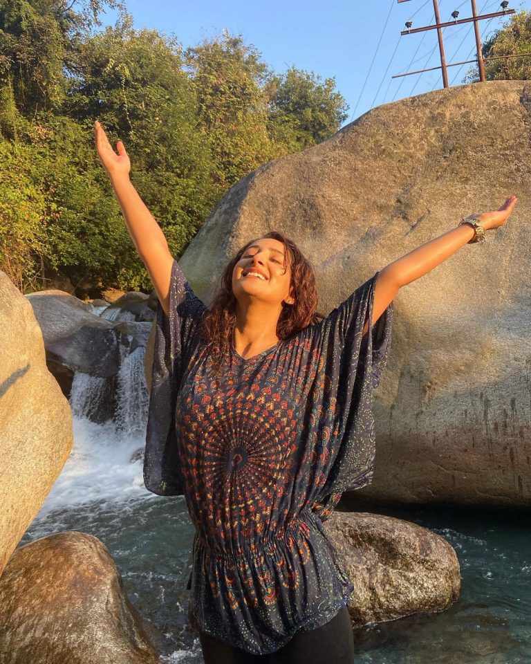 Shivya Pathania Bio - Age, Height, Family, TV Series & More